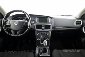 Melns Volvo V40 2013 Tallina, ar dzinēja tilpumu 1.60 L un nobraukumu 348 tūkst. km par 3799 €, foto 6 vietnē AUTOMOTO.COM.LV