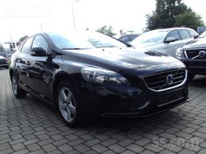 Melns Volvo V40 2013 Rīga, ar dzinēja tilpumu 2.00 L un nobraukumu 195 tūkst. km par 7800 €, foto 3 vietnē AUTOMOTO.COM.LV
