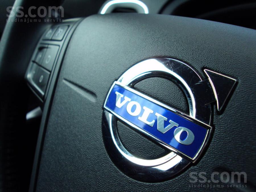 Melns Volvo V40 2013 Rīga, ar dzinēja tilpumu 2.00 L un nobraukumu 195 tūkst. km par 7800 €, foto 9 vietnē AUTOMOTO.COM.LV