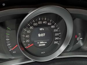 Черный Вольво В40 2013 в Алитус, объемом двигателя 1.60 л и пробегом 294 тыс. км за 3350 €, фото 25 на AUTOMOTO.COM.LV