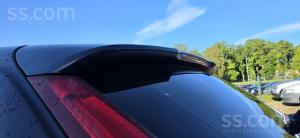 Melns Volvo V40 2013 Valmiera, ar dzinēja tilpumu 1.60 L un nobraukumu 314 tūkst. km par 4250 €, foto 12 vietnē AUTOMOTO.COM.LV