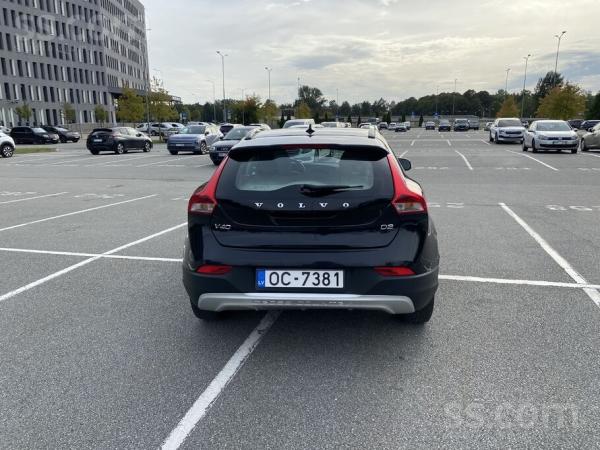 Melns Volvo V40 2013 Rīga, ar dzinēja tilpumu 1.60 L un nobraukumu 279 tūkst. km par 5650 €, foto 7 vietnē AUTOMOTO.COM.LV