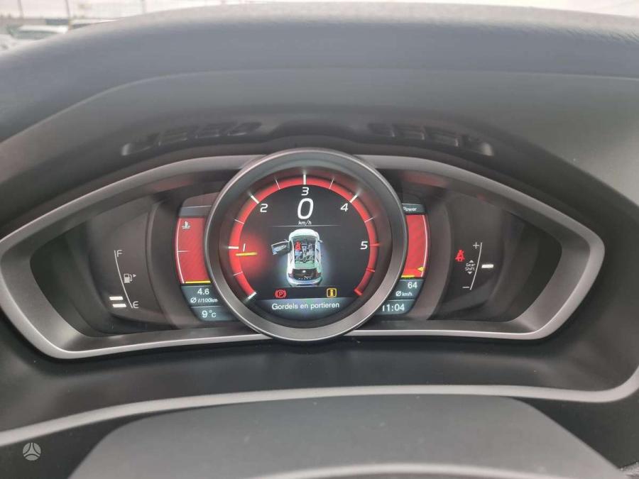 Черный Вольво В40 2013 в Каунас, объемом двигателя 1.56 л и пробегом 270 тыс. км за 5750 €, фото 15 на AUTOMOTO.COM.LV