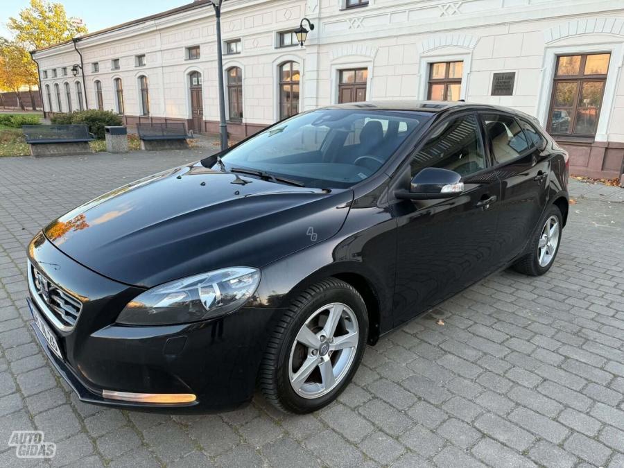 Melns Volvo V40 2013 Mažeikiai, ar dzinēja tilpumu 1.60 L un nobraukumu 223 tūkst. km par 4950 €, foto 11 vietnē AUTOMOTO.COM.LV