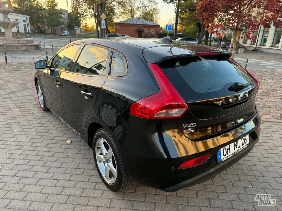 Melns Volvo V40 2013 Mažeikiai, ar dzinēja tilpumu 1.60 L un nobraukumu 223 tūkst. km par 4950 €, foto 19 vietnē AUTOMOTO.COM.LV