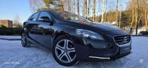 Black Volvo V40 2014 in Kazlu Ruda, with an engine capacity of 1.56 L and mileage of 257 thousand km for 5400 €, photo 3 on AUTOMOTO.COM.LV