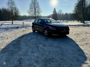 Melns Volvo V40 2014 Kauņa, ar dzinēja tilpumu 1.56 L un nobraukumu 238 tūkst. km par 5750 €, foto 6 vietnē AUTOMOTO.COM.LV