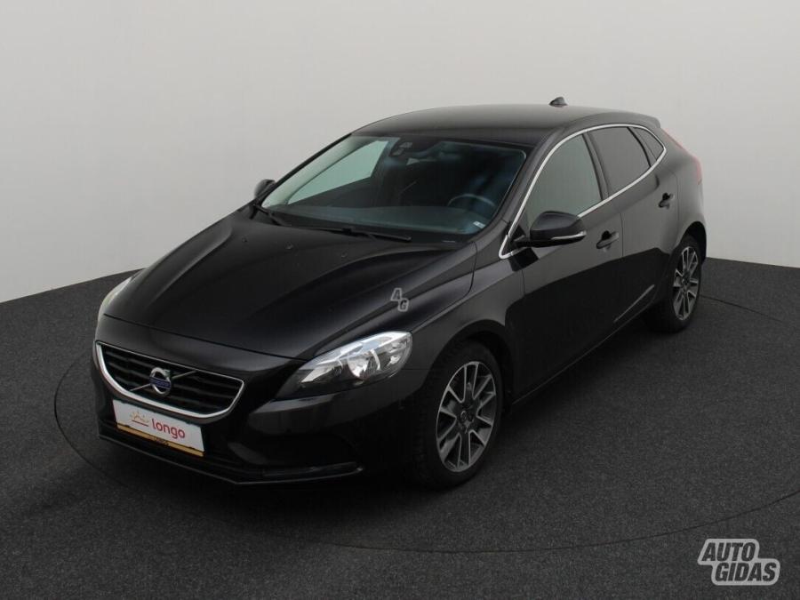 Black Volvo V40 2014 in Vilnius, with an engine capacity of 2.00 L and mileage of 181 thousand km for 8499 €, photo 1 on AUTOMOTO.COM.LV