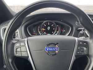Black Volvo V40 2014 in Kaunas, with an engine capacity of 1.97 L and mileage of 268 thousand km for 5950 €, photo 19 on AUTOMOTO.COM.LV