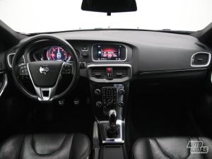 Melns Volvo V40 2014 Viļņa, ar dzinēja tilpumu 2.00 L un nobraukumu 226 tūkst. km par 8499 €, foto 2 vietnē AUTOMOTO.COM.LV