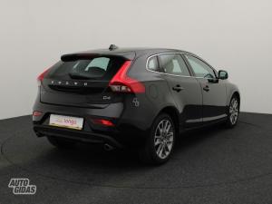 Melns Volvo V40 2014 Viļņa, ar dzinēja tilpumu 2.00 L un nobraukumu 174 tūkst. km par 8499 €, foto 8 vietnē AUTOMOTO.COM.LV