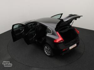 Melns Volvo V40 2014 Viļņa, ar dzinēja tilpumu 2.00 L un nobraukumu 174 tūkst. km par 8499 €, foto 13 vietnē AUTOMOTO.COM.LV