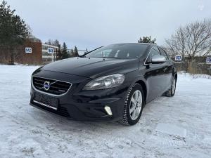 Black Volvo V40 2014 in Alytus, with an engine capacity of 1.98 L and mileage of 270 thousand km for 6950 €, photo  on AUTOMOTO.COM.LV