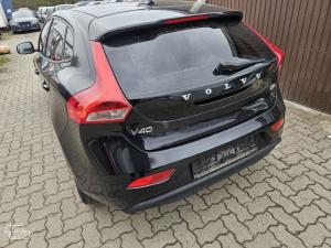Melns Volvo V40 2014 Kluonaliai, ar dzinēja tilpumu 1.60 L un nobraukumu 230 tūkst. km par 5999 €, foto 9 vietnē AUTOMOTO.COM.LV