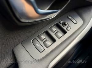 Melns Volvo V40 2014 Tallina, ar dzinēja tilpumu 1.60 L un nobraukumu 194 tūkst. km par 6999 €, foto 16 vietnē AUTOMOTO.COM.LV