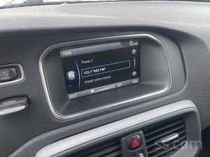 Black Volvo V40 2014 in Riga, with an engine capacity of 1.60 L and mileage of 197 thousand km for 6450 €, photo 13 on AUTOMOTO.COM.LV