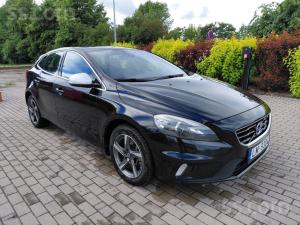 Black Volvo V40 2014 in Riga, with an engine capacity of 2.00 L and mileage of 305 thousand km for 5690 €, photo  on AUTOMOTO.COM.LV