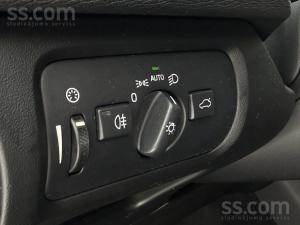 Melns Volvo V40 2014 Jelgava, ar dzinēja tilpumu 1.60 L un nobraukumu 196 tūkst. km par 5950 €, foto 12 vietnē AUTOMOTO.COM.LV