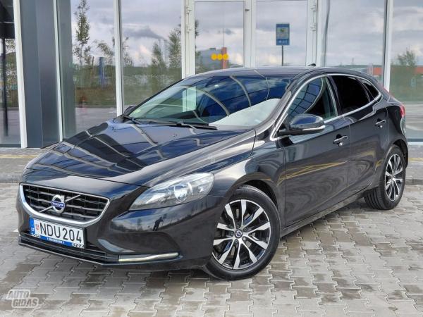 Melns Volvo V40 2014 Viļņa, ar dzinēja tilpumu 2.00 L un nobraukumu 364 tūkst. km par 5600 €, foto 3 vietnē AUTOMOTO.COM.LV