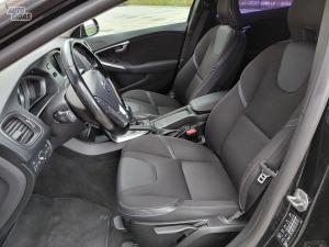 Black Volvo V40 2014 in Vilnius, with an engine capacity of 2.00 L and mileage of 364 thousand km for 5600 €, photo 9 on AUTOMOTO.COM.LV