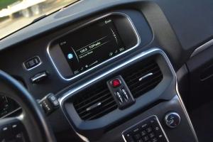 Черный Вольво В40 2014 в Екабпилс, объемом двигателя 2.00 л и пробегом 174 тыс. км за 9800 €, фото 21 на AUTOMOTO.COM.LV