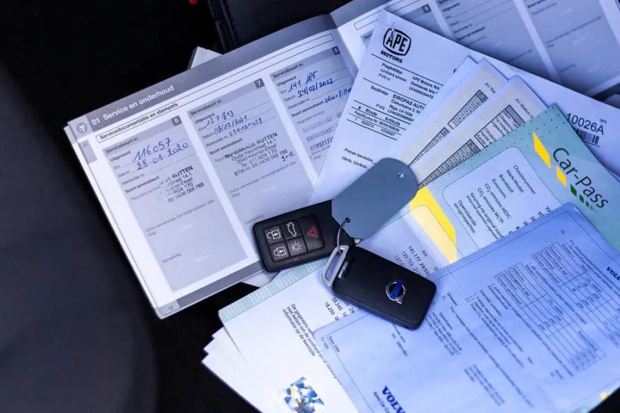 Черный Вольво В40 2014 в Рига, объемом двигателя 1.60 л и пробегом 167 тыс. км за 7995 €, фото 27 на AUTOMOTO.COM.LV