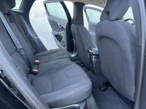 Melns Volvo V40 2014 Liepāja, ar dzinēja tilpumu 1.60 L un nobraukumu 277 tūkst. km par 6450 €, foto 11 vietnē AUTOMOTO.COM.LV