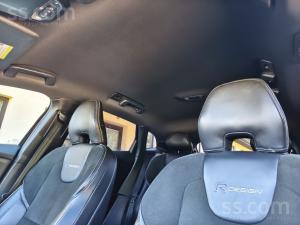 Black Volvo V40 2014 in Ogre, with an engine capacity of 1.60 L and mileage of 326 thousand km for 5270 €, photo 16 on AUTOMOTO.COM.LV