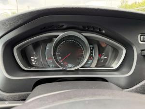 Melns Volvo V40 2014 Marijampole, ar dzinēja tilpumu 1.56 L un nobraukumu 206 tūkst. km par 3950 €, foto 10 vietnē AUTOMOTO.COM.LV