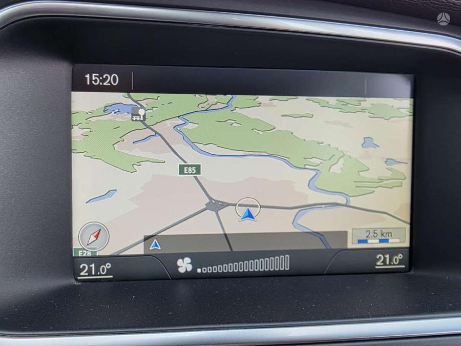 Melns Volvo V40 2014 Viļņa, ar dzinēja tilpumu 1.56 L un nobraukumu 241 tūkst. km par 6890 €, foto 15 vietnē AUTOMOTO.COM.LV