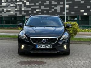 Melns Volvo V40 2014 Jelgava, ar dzinēja tilpumu 1.60 L un nobraukumu 0 tūkst. km par 7700 €, foto 4 vietnē AUTOMOTO.COM.LV