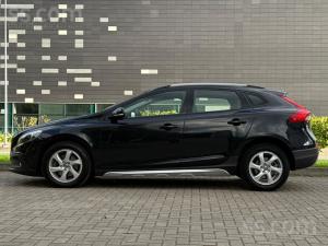 Melns Volvo V40 2014 Jelgava, ar dzinēja tilpumu 1.60 L un nobraukumu 0 tūkst. km par 7700 €, foto 7 vietnē AUTOMOTO.COM.LV