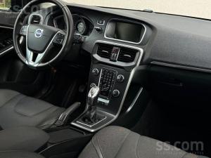 Melns Volvo V40 2014 Jelgava, ar dzinēja tilpumu 1.60 L un nobraukumu 0 tūkst. km par 7700 €, foto 18 vietnē AUTOMOTO.COM.LV