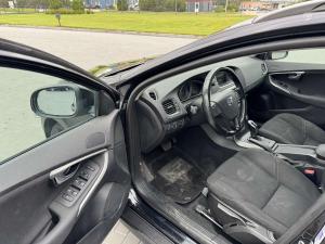 Melns Volvo V40 2014 Telšiai, ar dzinēja tilpumu 1.56 L un nobraukumu 189 tūkst. km par 5500 €, foto 11 vietnē AUTOMOTO.COM.LV