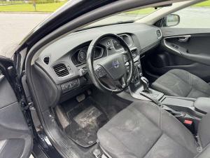 Melns Volvo V40 2014 Telšiai, ar dzinēja tilpumu 1.56 L un nobraukumu 189 tūkst. km par 5500 €, foto 12 vietnē AUTOMOTO.COM.LV