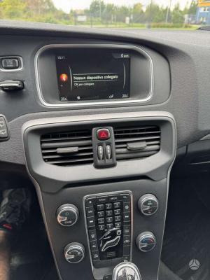 Melns Volvo V40 2014 Telšiai, ar dzinēja tilpumu 1.56 L un nobraukumu 189 tūkst. km par 5500 €, foto 16 vietnē AUTOMOTO.COM.LV