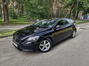 Black Volvo V40 2014 in Alytus, with an engine capacity of 1.56 L and mileage of 259 thousand km for 6499 €, photo 18 on AUTOMOTO.COM.LV