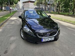 Black Volvo V40 2014 in Alytus, with an engine capacity of 1.56 L and mileage of 259 thousand km for 6499 €, photo 24 on AUTOMOTO.COM.LV