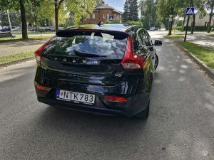 Black Volvo V40 2014 in Alytus, with an engine capacity of 1.56 L and mileage of 259 thousand km for 6499 €, photo 26 on AUTOMOTO.COM.LV