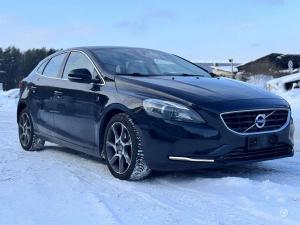 Melns Volvo V40 2015 Viļņa, ar dzinēja tilpumu 1.56 L un nobraukumu 211 tūkst. km par 9650 €, foto 7 vietnē AUTOMOTO.COM.LV