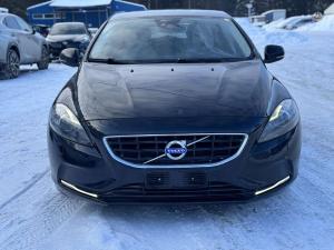 Melns Volvo V40 2015 Viļņa, ar dzinēja tilpumu 1.56 L un nobraukumu 211 tūkst. km par 9650 €, foto 8 vietnē AUTOMOTO.COM.LV