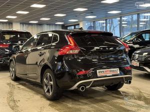 Black Volvo V40 2015 in Klaipeda, with an engine capacity of 2.00 L and mileage of 255 thousand km for 7950 €, photo 22 on AUTOMOTO.COM.LV