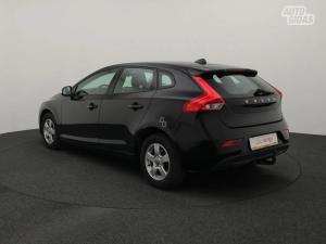 Melns Volvo V40 2015 Viļņa, ar dzinēja tilpumu 1.60 L un nobraukumu 141 tūkst. km par 9199 €, foto 8 vietnē AUTOMOTO.COM.LV