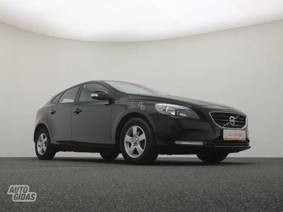Melns Volvo V40 2015 Viļņa, ar dzinēja tilpumu 1.60 L un nobraukumu 141 tūkst. km par 9199 €, foto 12 vietnē AUTOMOTO.COM.LV