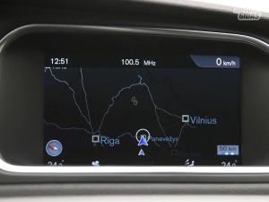 Melns Volvo V40 2015 Viļņa, ar dzinēja tilpumu 1.60 L un nobraukumu 141 tūkst. km par 9199 €, foto 25 vietnē AUTOMOTO.COM.LV