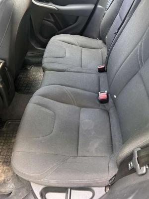 Black Volvo V40 2015 in Jurbarkas, with an engine capacity of 1.97 L and mileage of 257 thousand km for 4200 €, photo 12 on AUTOMOTO.COM.LV