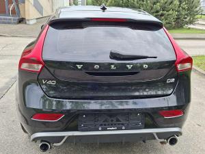 Black Volvo V40 2015 in Ukmerge, with an engine capacity of 2.00 L and mileage of 214 thousand km for 5750 €, photo 6 on AUTOMOTO.COM.LV