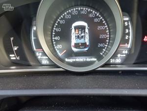 Black Volvo V40 2015 in Sakiai, with an engine capacity of 1.60 L and mileage of 315 thousand km for 4900 €, photo 9 on AUTOMOTO.COM.LV