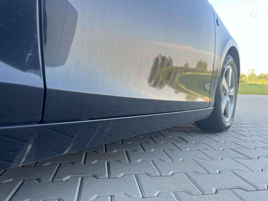 Black Volvo V40 2015 in Siauliai, with an engine capacity of 1.97 L and mileage of 242 thousand km for 8000 €, photo 18 on AUTOMOTO.COM.LV
