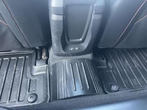 Black Volvo V40 2015 in Siauliai, with an engine capacity of 1.97 L and mileage of 242 thousand km for 8000 €, photo 27 on AUTOMOTO.COM.LV